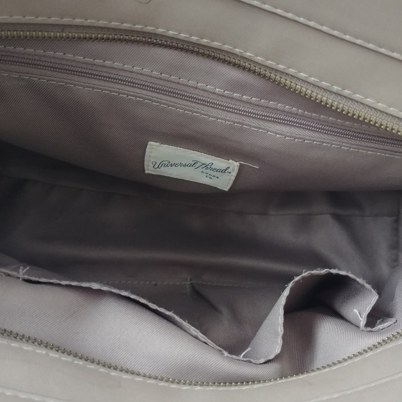 Universal Thread | Bags | Universal Thread Very Soft Faux Leather Tote ...